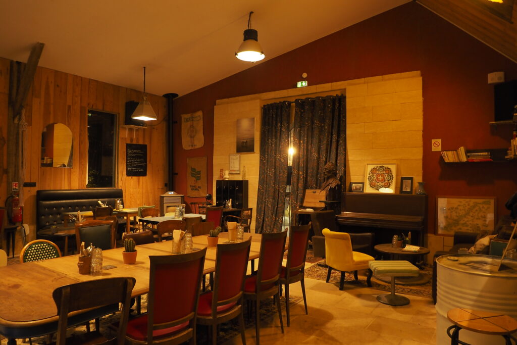 Le Trait d'Union Bistro - Restaurant à Vezac - 10 min Sarlat